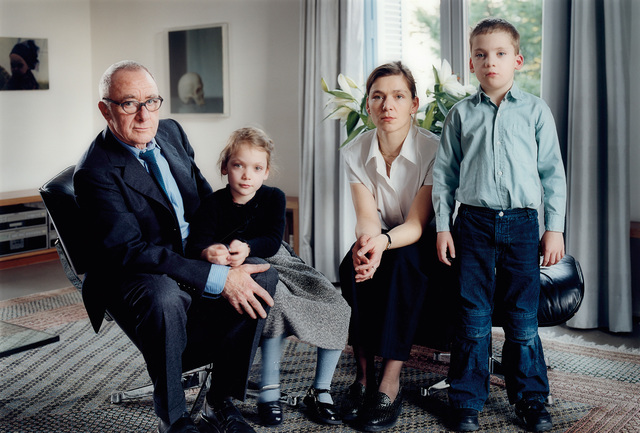 Thomas Struth | The Richter Family 2 Köln (2002) | Artsy