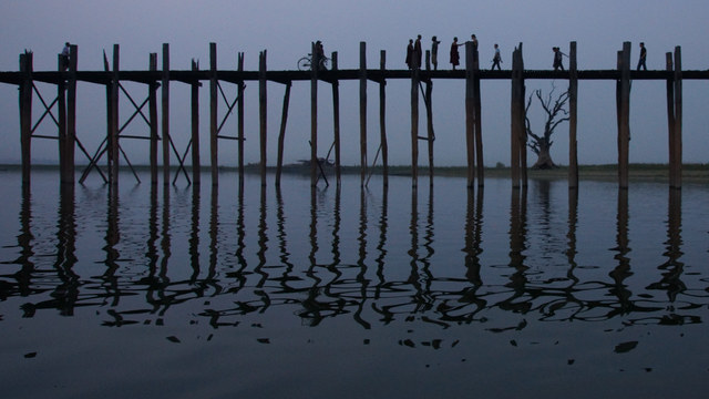 Andy House - 2 Artworks, Bio & Shows on Artsy