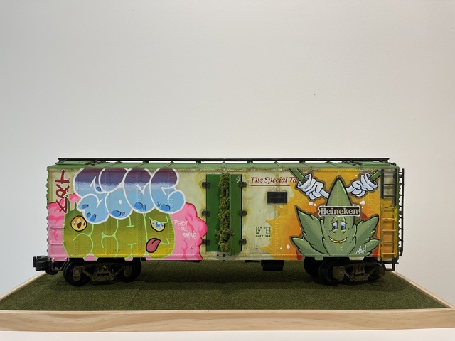 Mike Ponce - 3 Artworks, Bio & Shows on Artsy