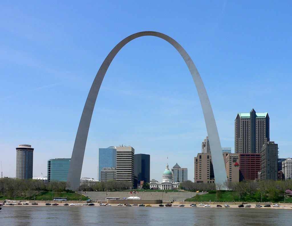 Eero Saarinen | Gateway Arch (1963) | Artsy