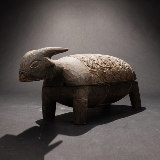 Unknown Yoruba | Yoruba Diviner's Box in the Form of an Animal (1860 A ...
