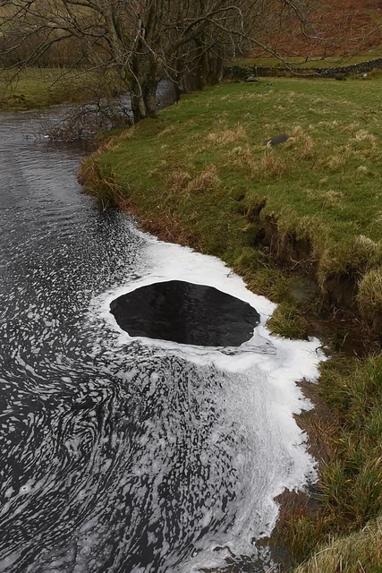 Andy Goldsworthy | Nine stones thrown into Scaur Water, Scaur glen ...