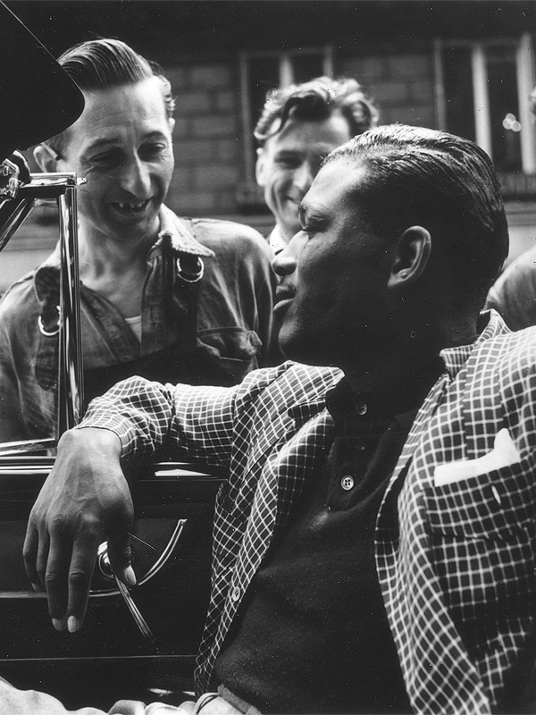 Bert Hardy: Personal Collection | The Photographers' Gallery | Artsy