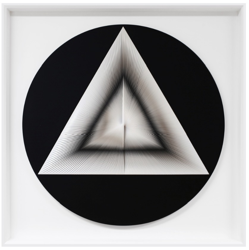 Alberto Biasi’s Delightfully Disorienting, Optically Challenging Art