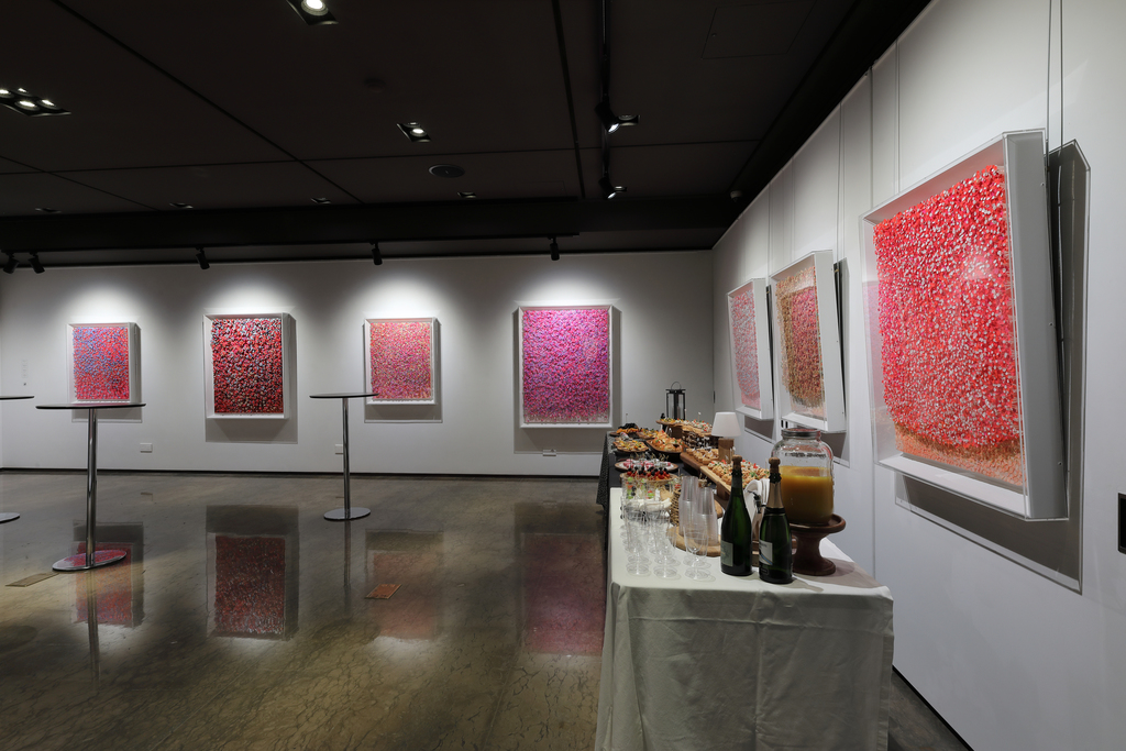 Cho Sung-Hee in Seoul | Opera Gallery | Artsy